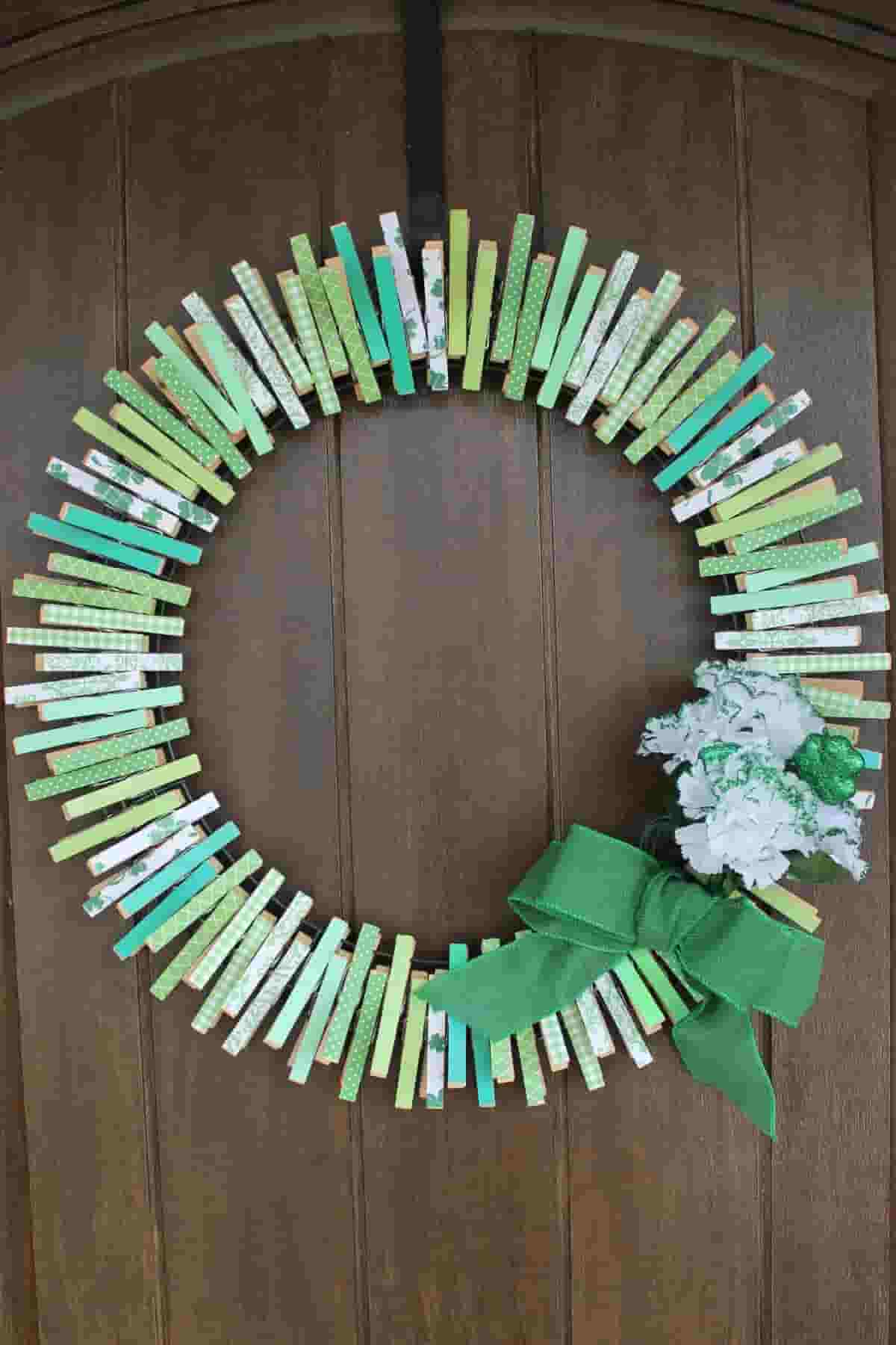 Celebrate Every Season: DIY Clothespin Wreath Ideas 2025